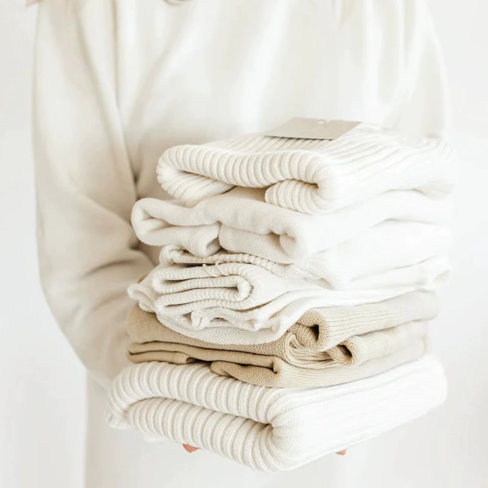 BELLA BLANKET